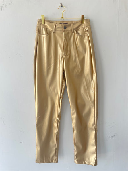 Golden pants – Shop Seven